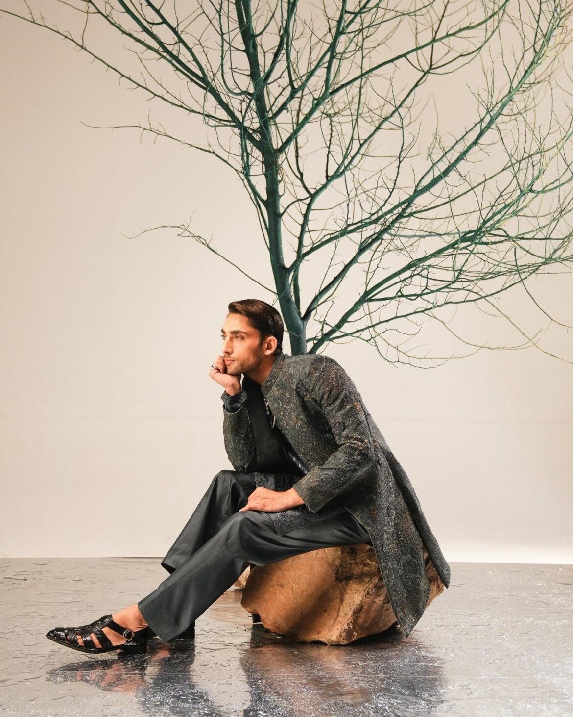 REPUBLIC by Omar Farooq – Paperazzi